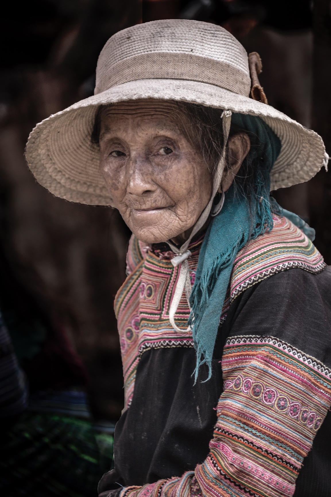 Desaturated portraits - Jim Zuckerman photography & photo tours