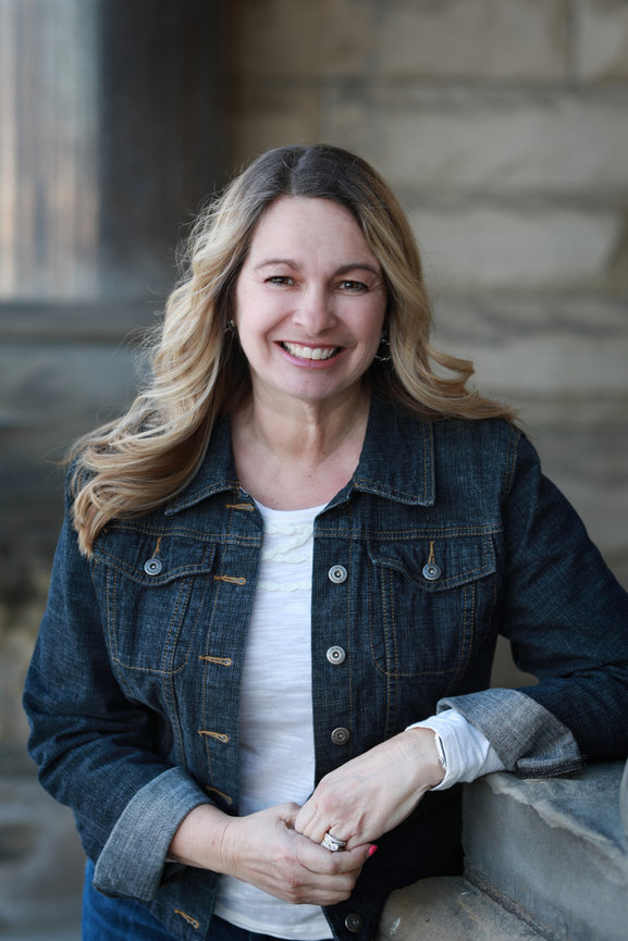 Contact - Portraits by Amy Michelle