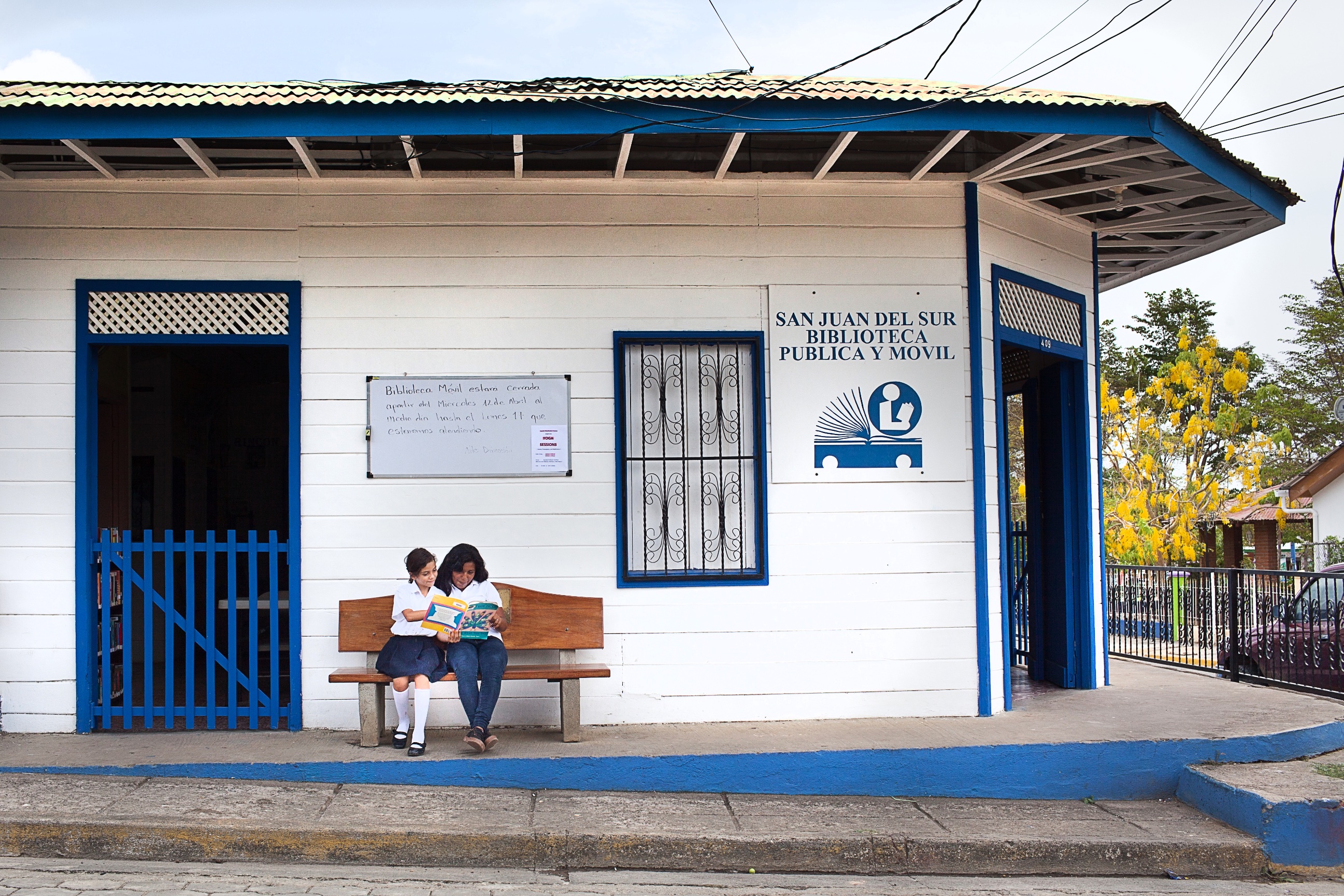 San Juan Del Sur Biblioteca: First Lending Library in Nicaragua ...