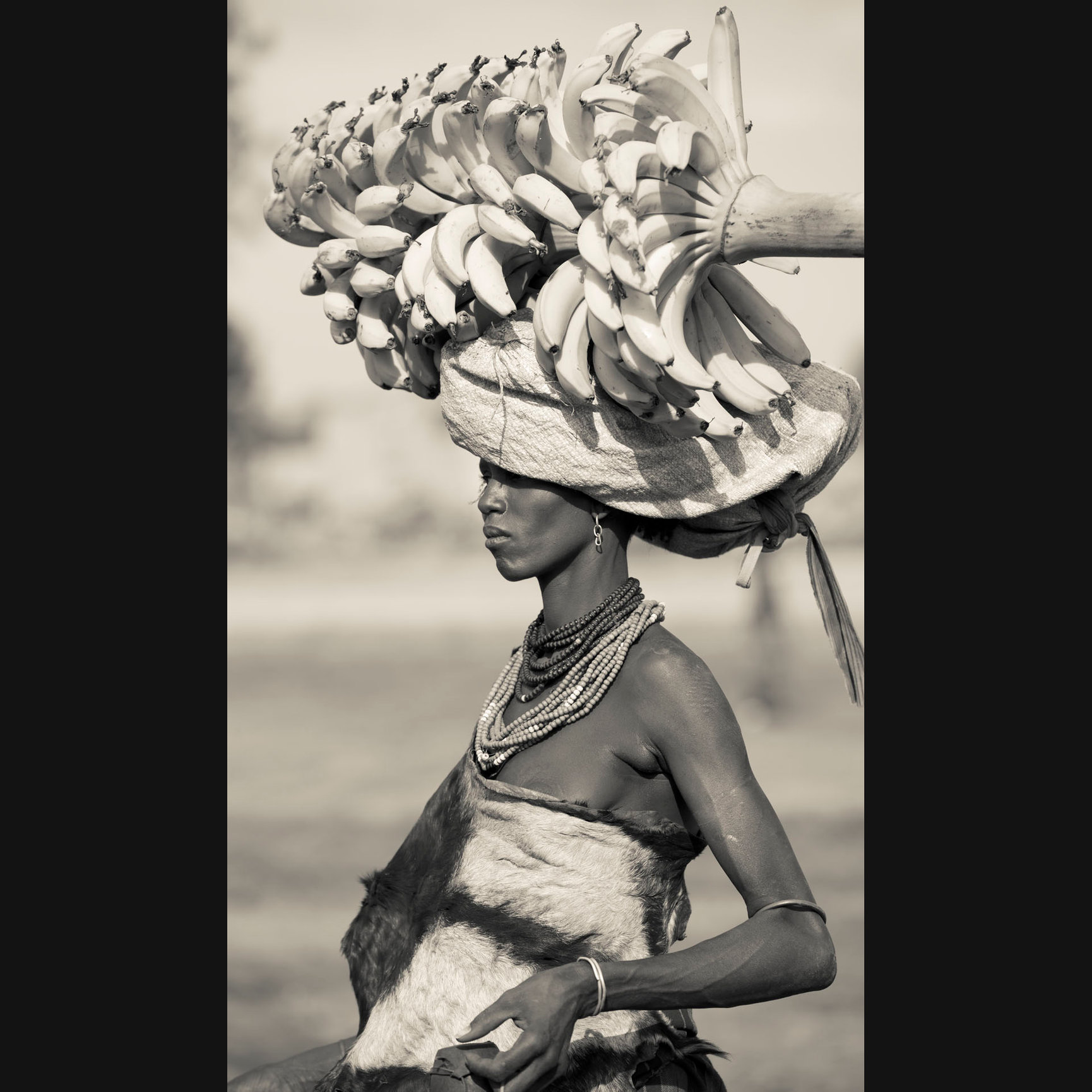 Banana Lady - John Deng Photography