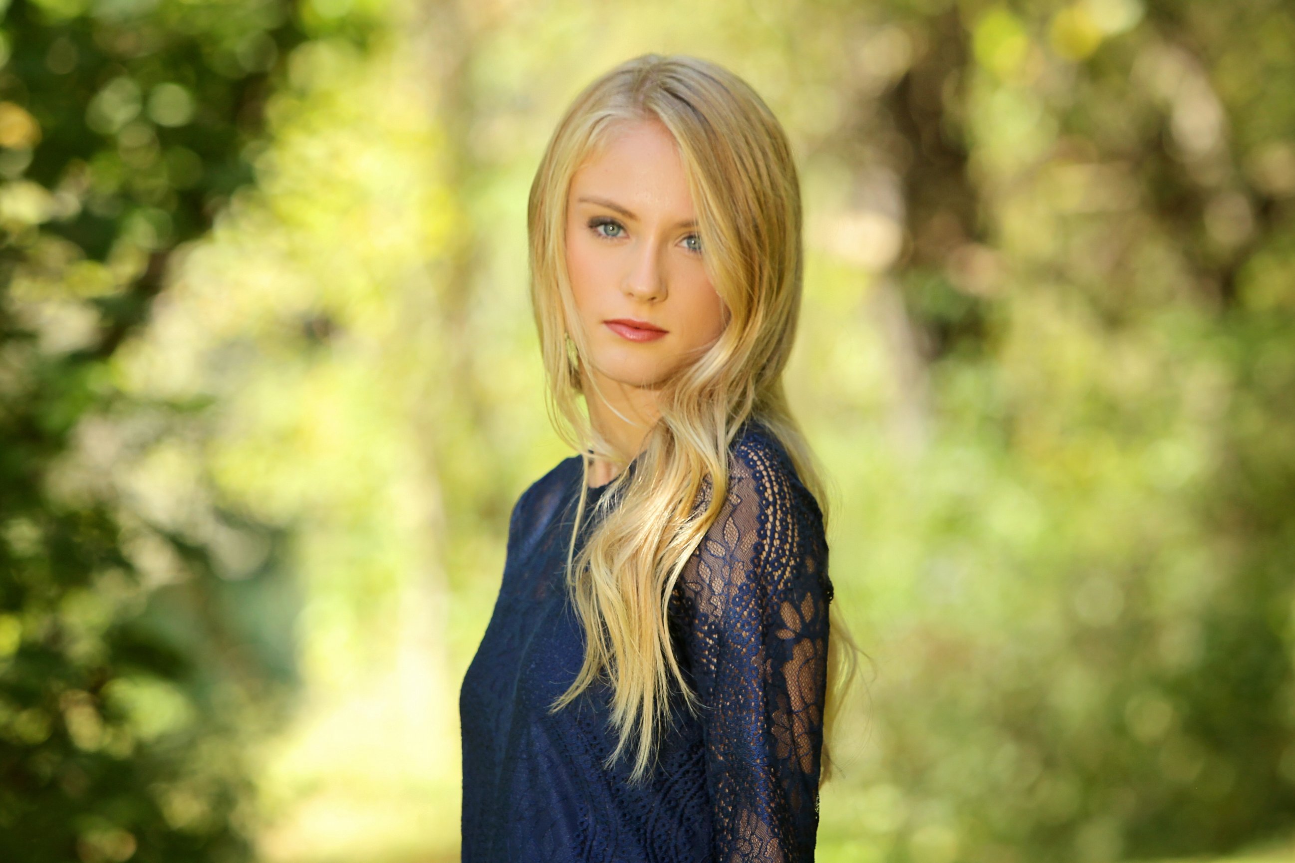 HIGH SCHOOL SENIORS - Tri Color Photography