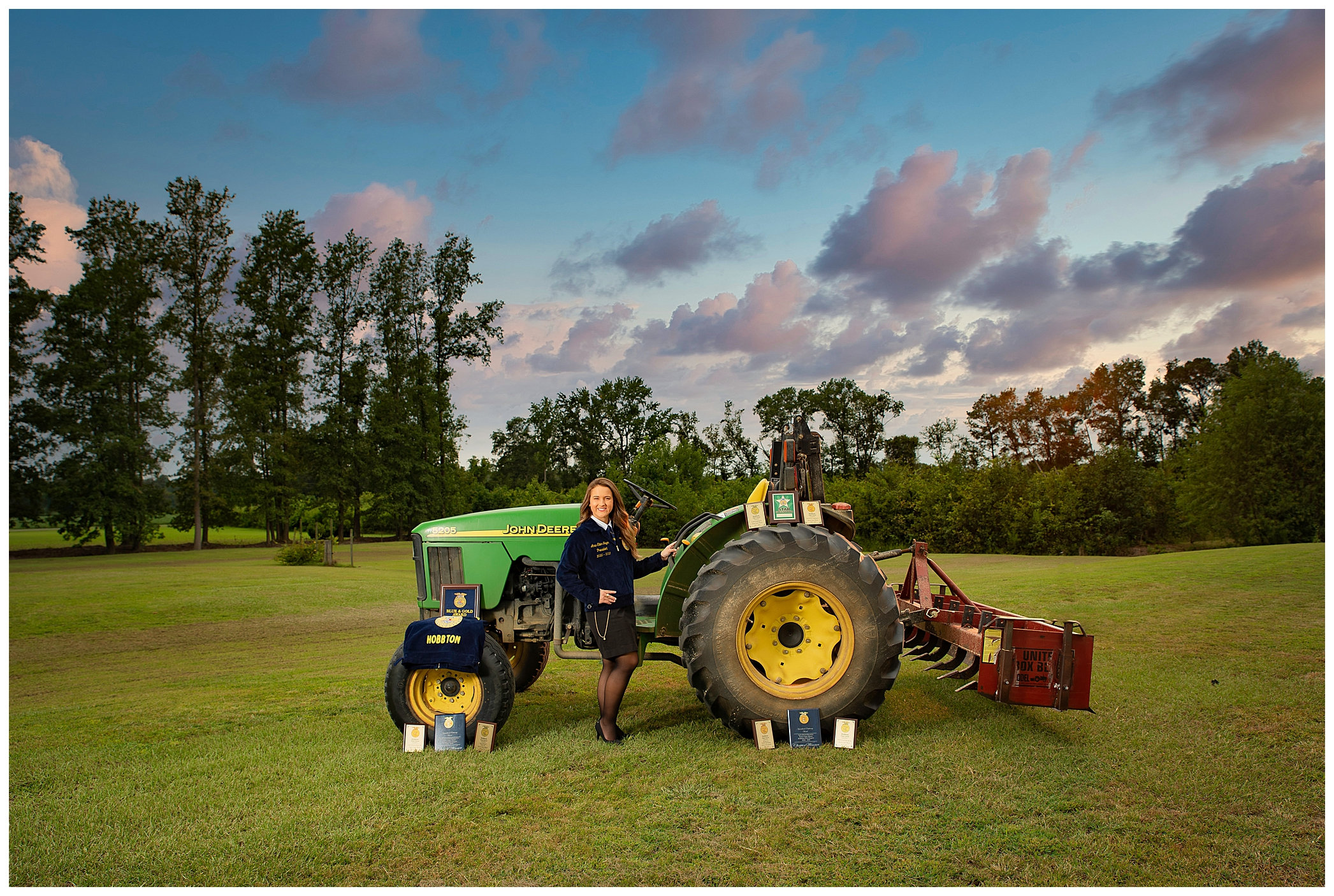 ANNA-CATER MEYER // HHS SENIOR // CLASS OF 2021 - Carly Fogleman