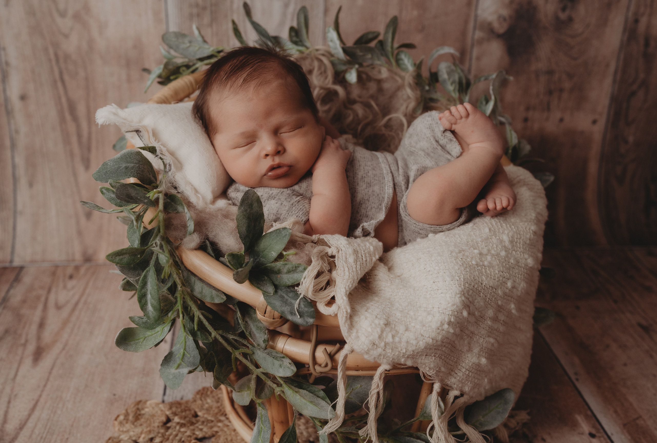NEWBORN - Heather Beckman Photography