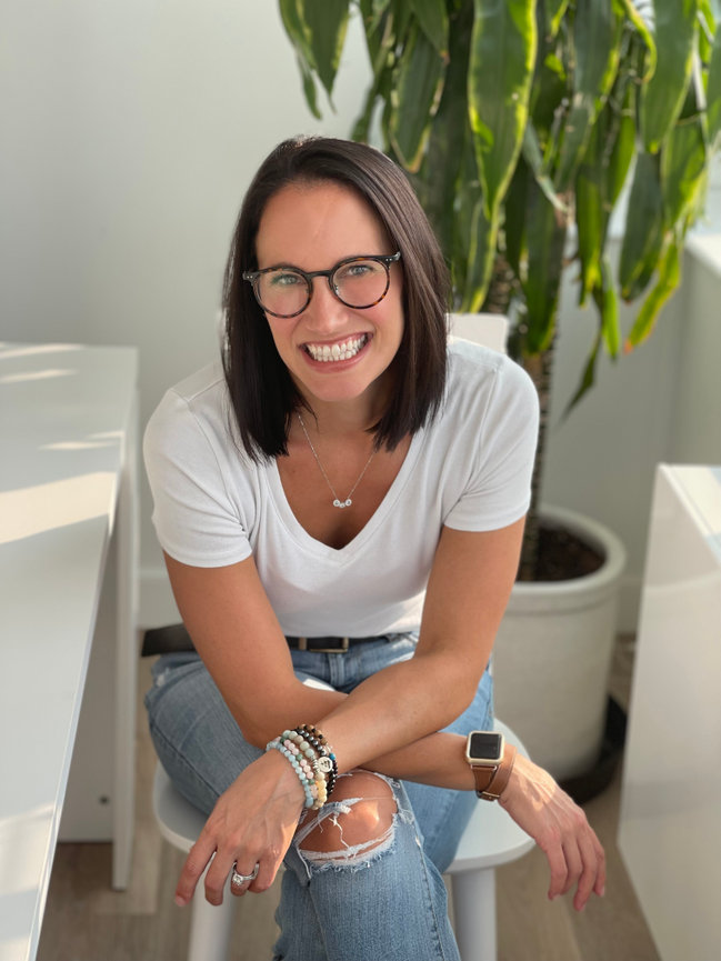 Meet The Team - REGINA CALDERONE PHOTOGRAPHY