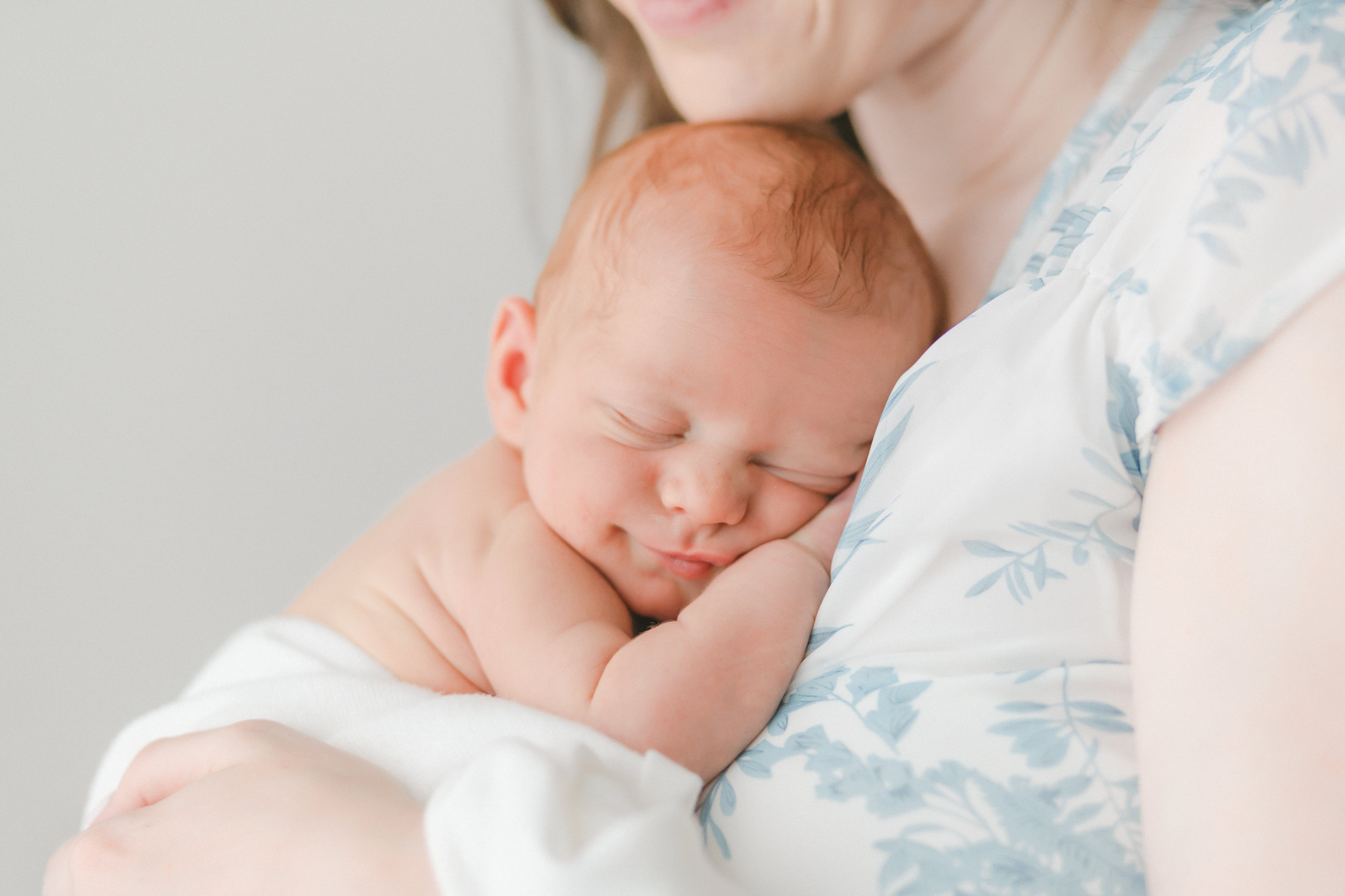 The Emotional Significance of Capturing Motherhood Photography