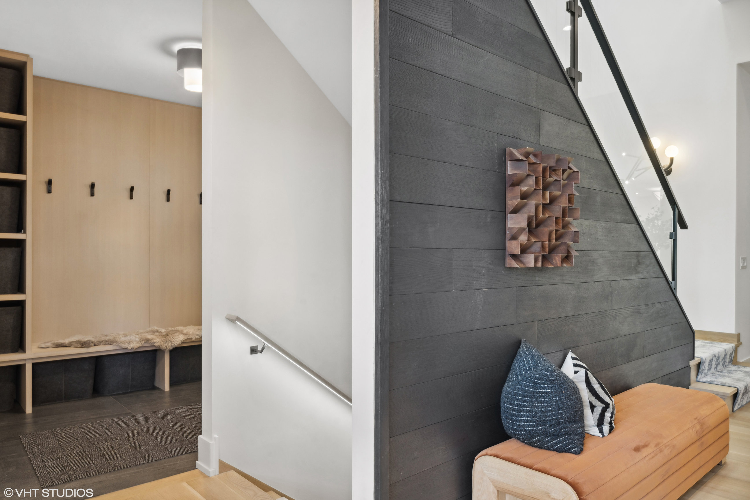 Chicago Real Estate & Headshot Photographer | Martina Magnusson