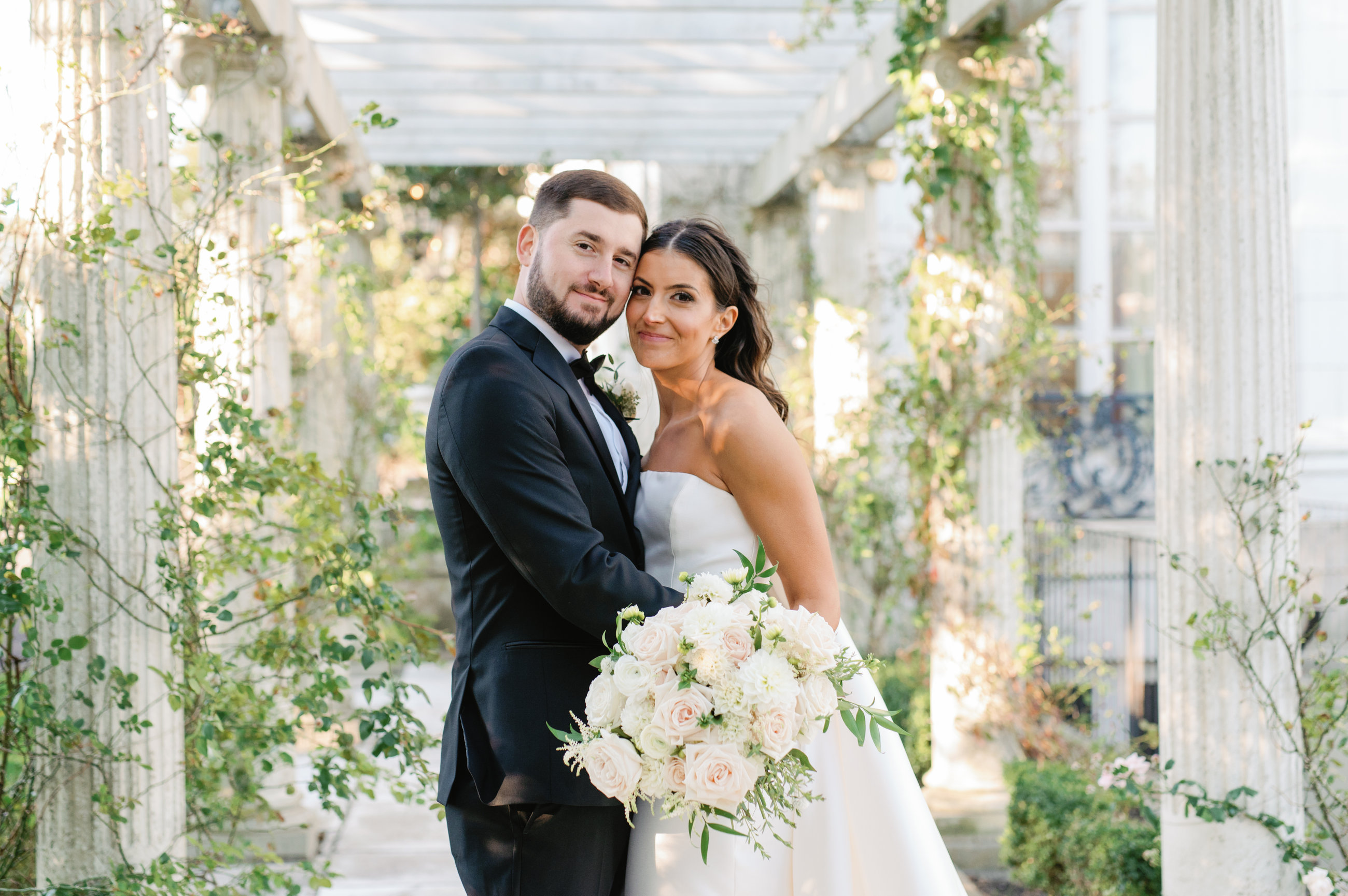 Kelsey + Collin / Rosecliff Mansion - Ludwig Photography