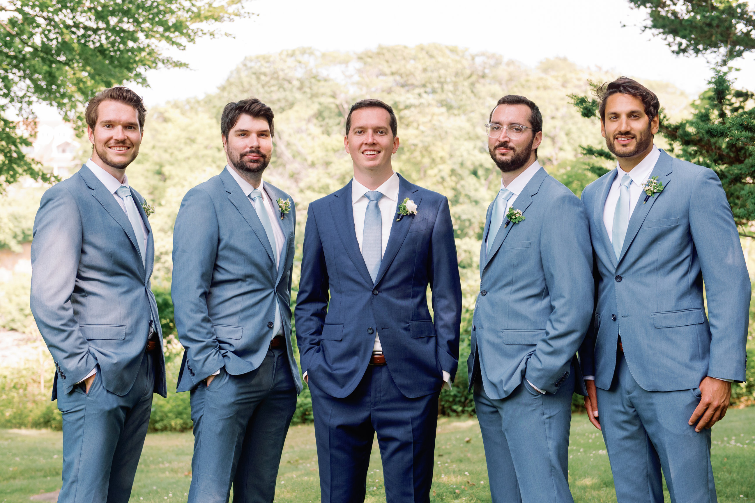 Shakira + Derek / Castle Hill - Ludwig Photography