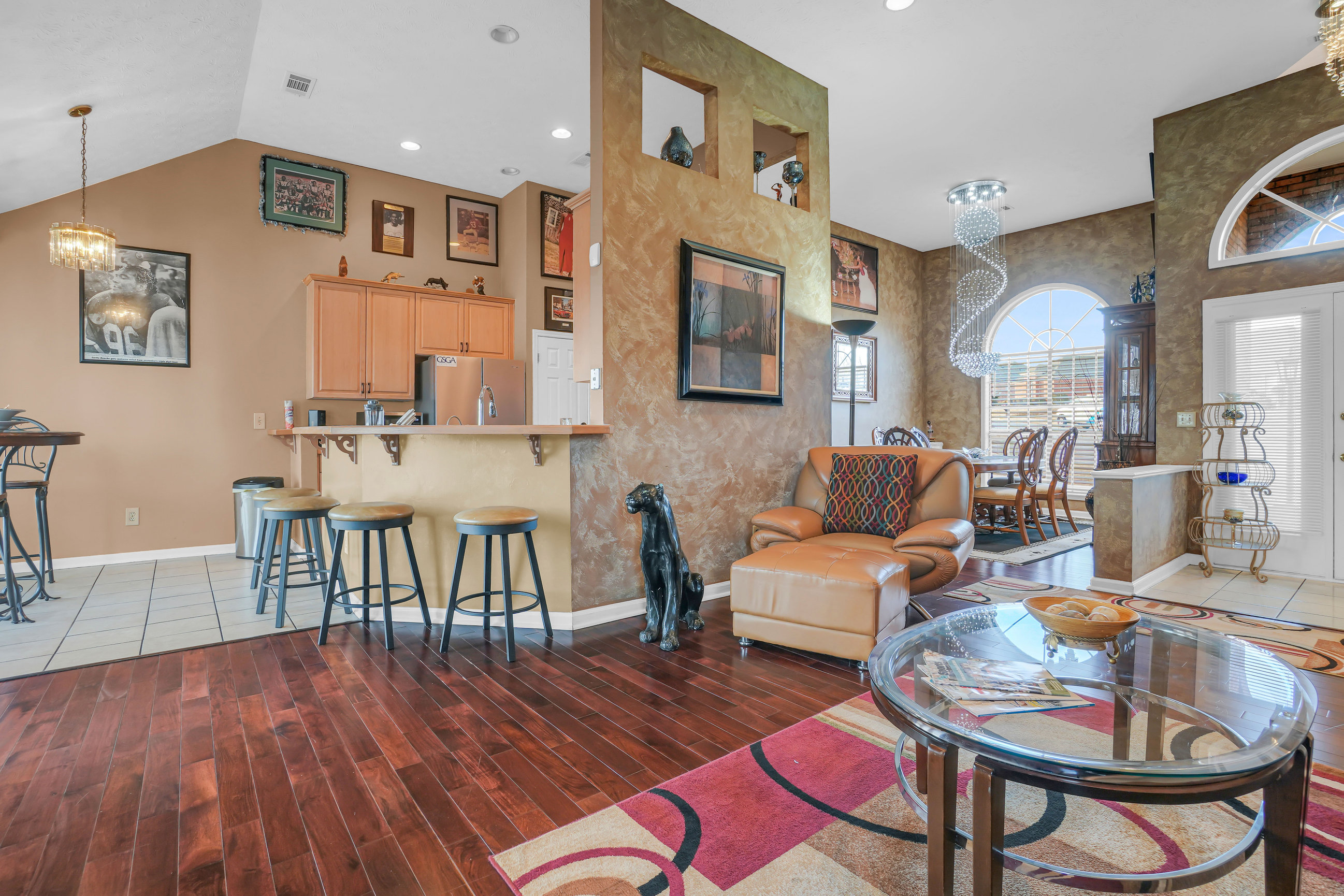 Real Estate & Drone Photographer in Montgomery, AL | Dee Sanders