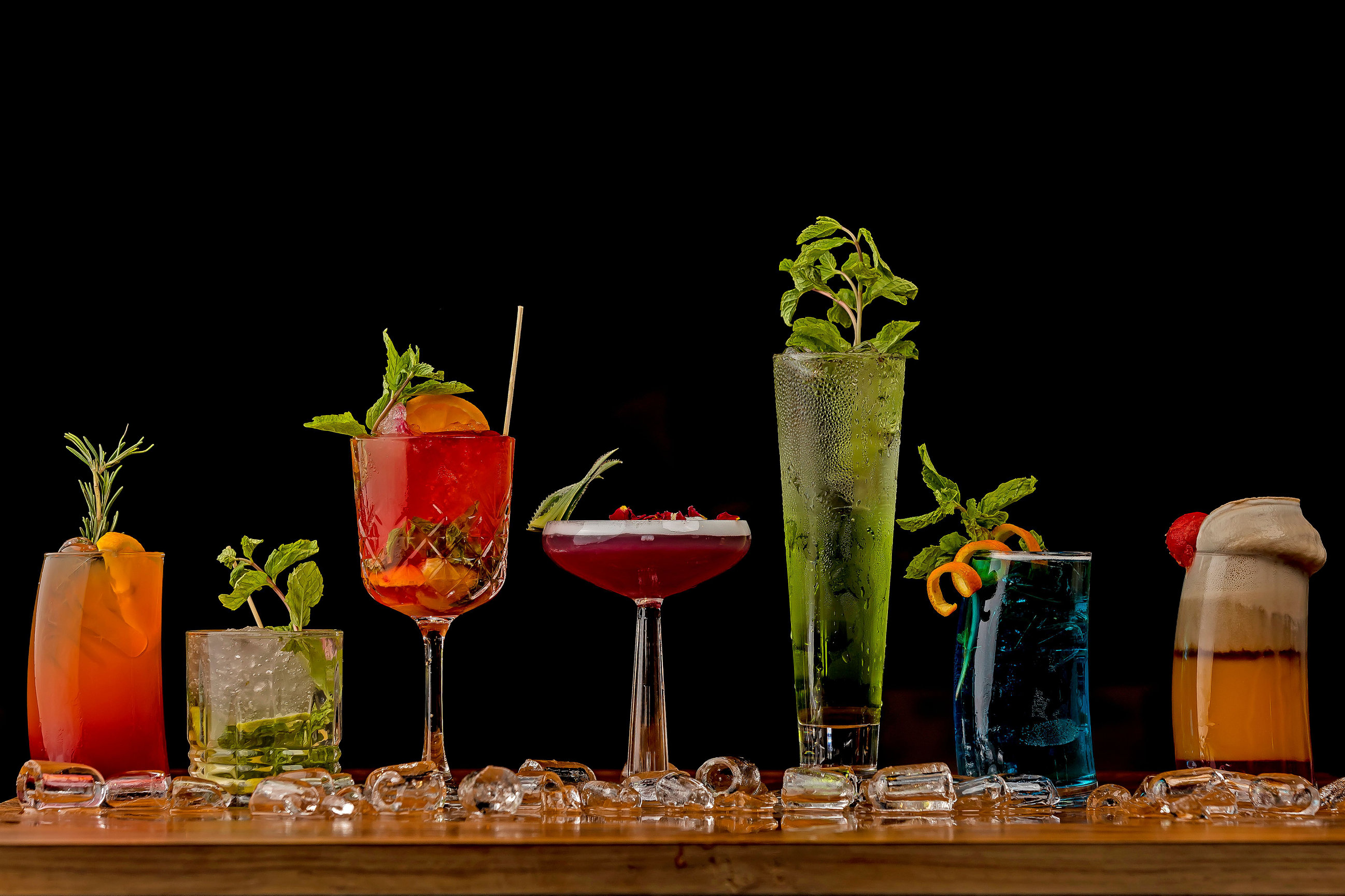 The Art of Mocktail Presentation: Why Glassware Matters