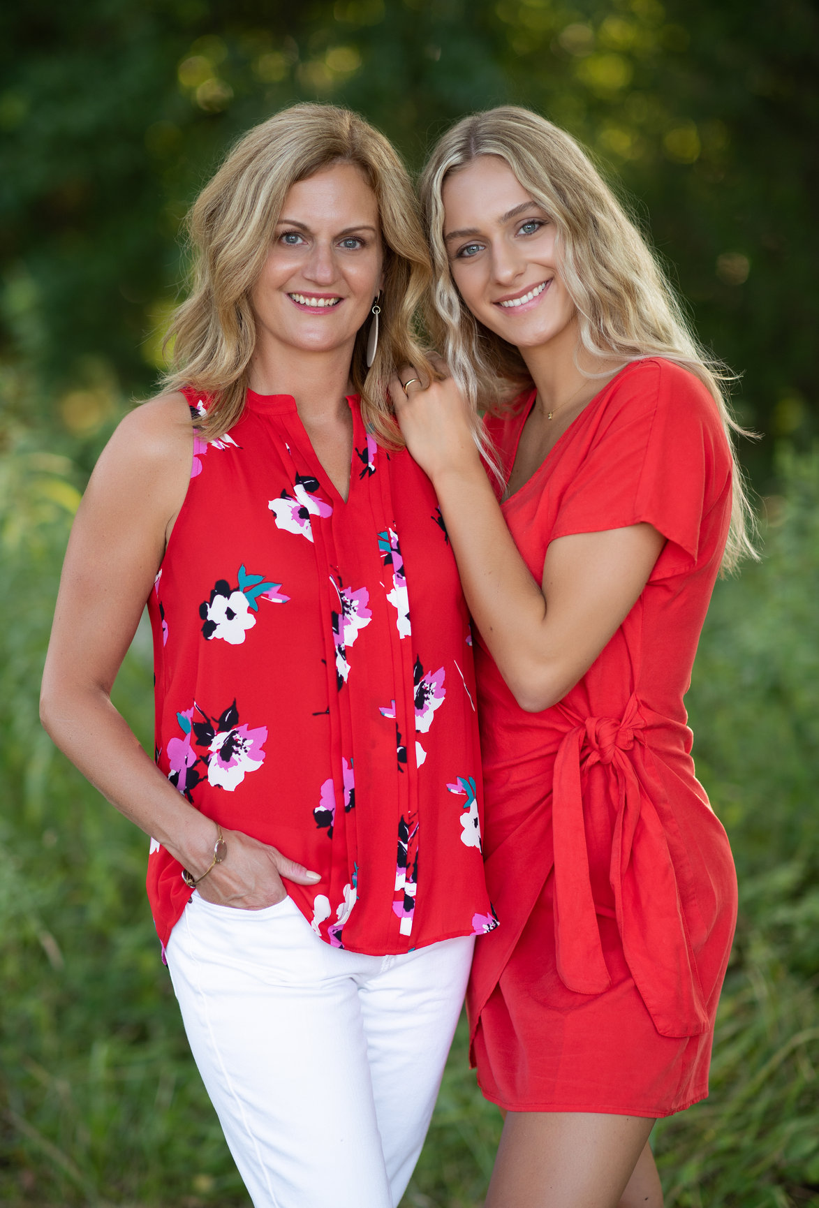 SENIORS WITH MOMS - Heidi Welshans Photography