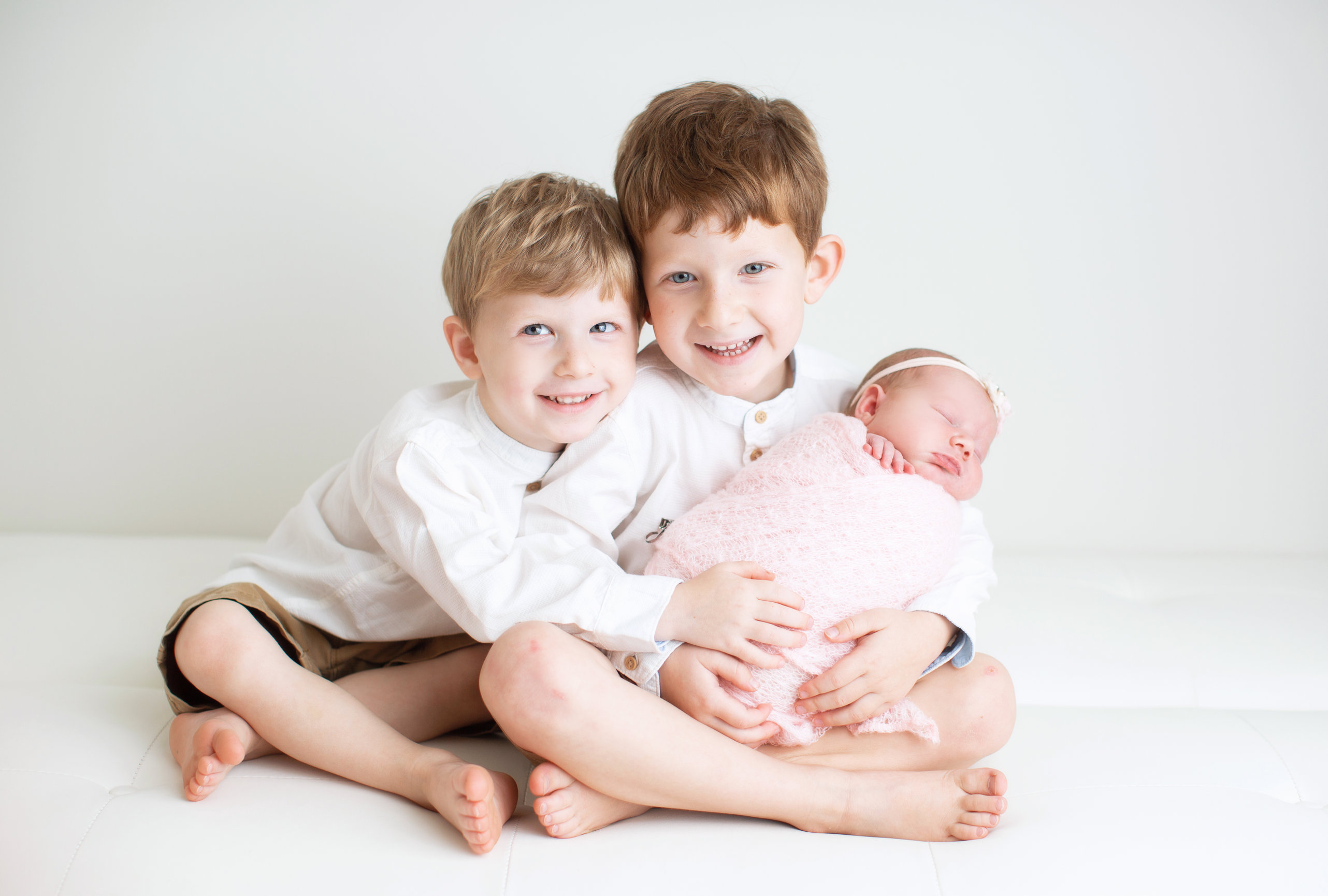 Studio Family - Moments by Megan Photography