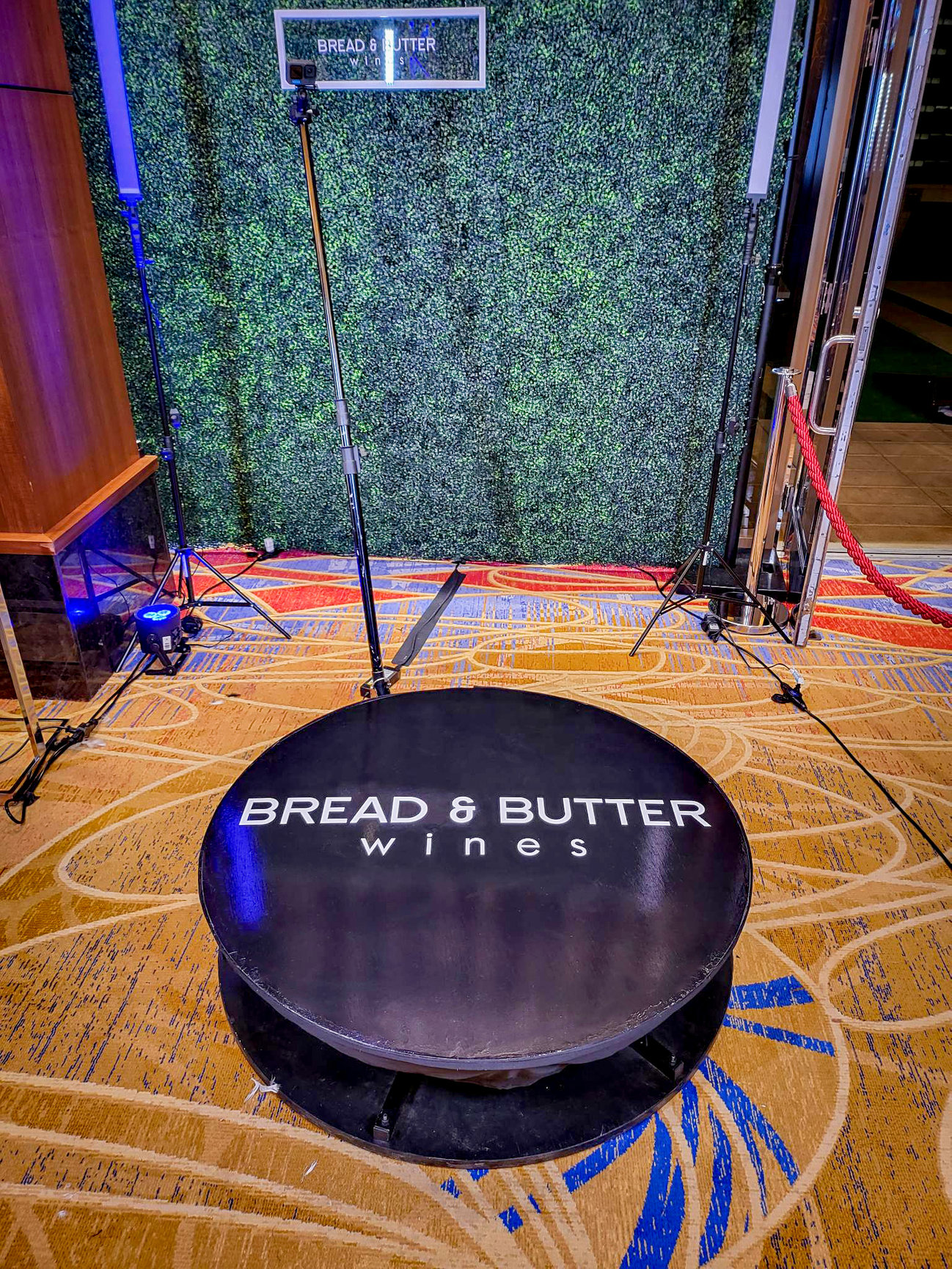 BRANDING OPTIONS - Signature Photo Booth Rentals Cincinnati - Dayton ...