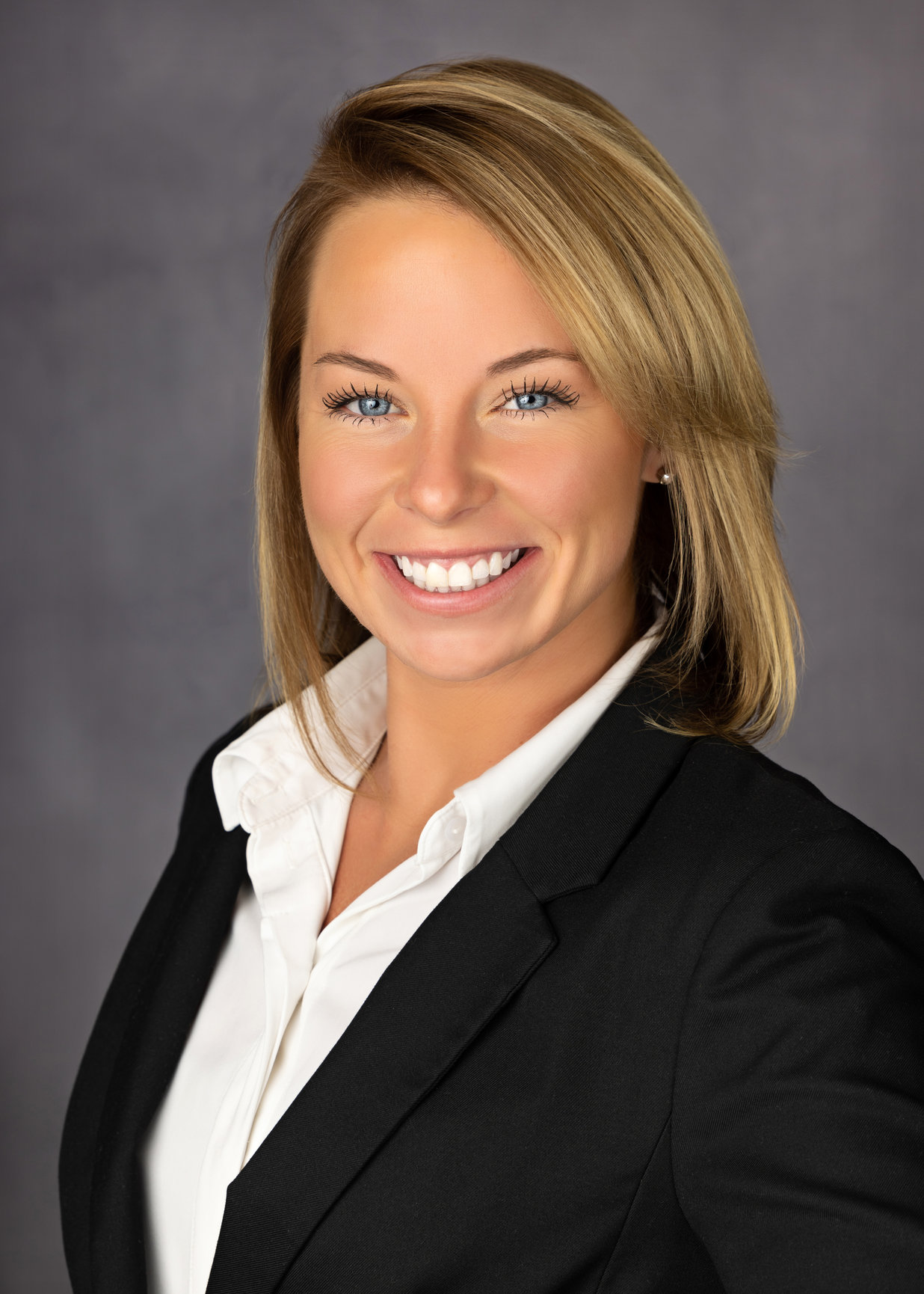 Professional Headshots | Sandy Puc Photography Studio