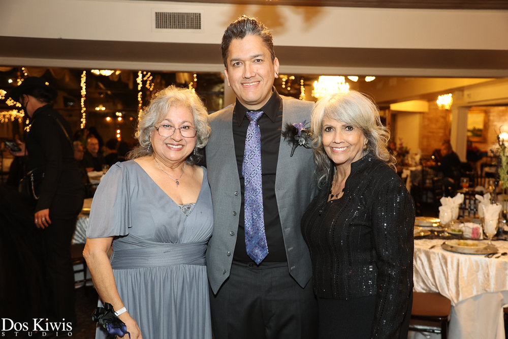 Anita & John Helmkamp Friday the Thirteen, January 2023 - Dos Kiwis ...