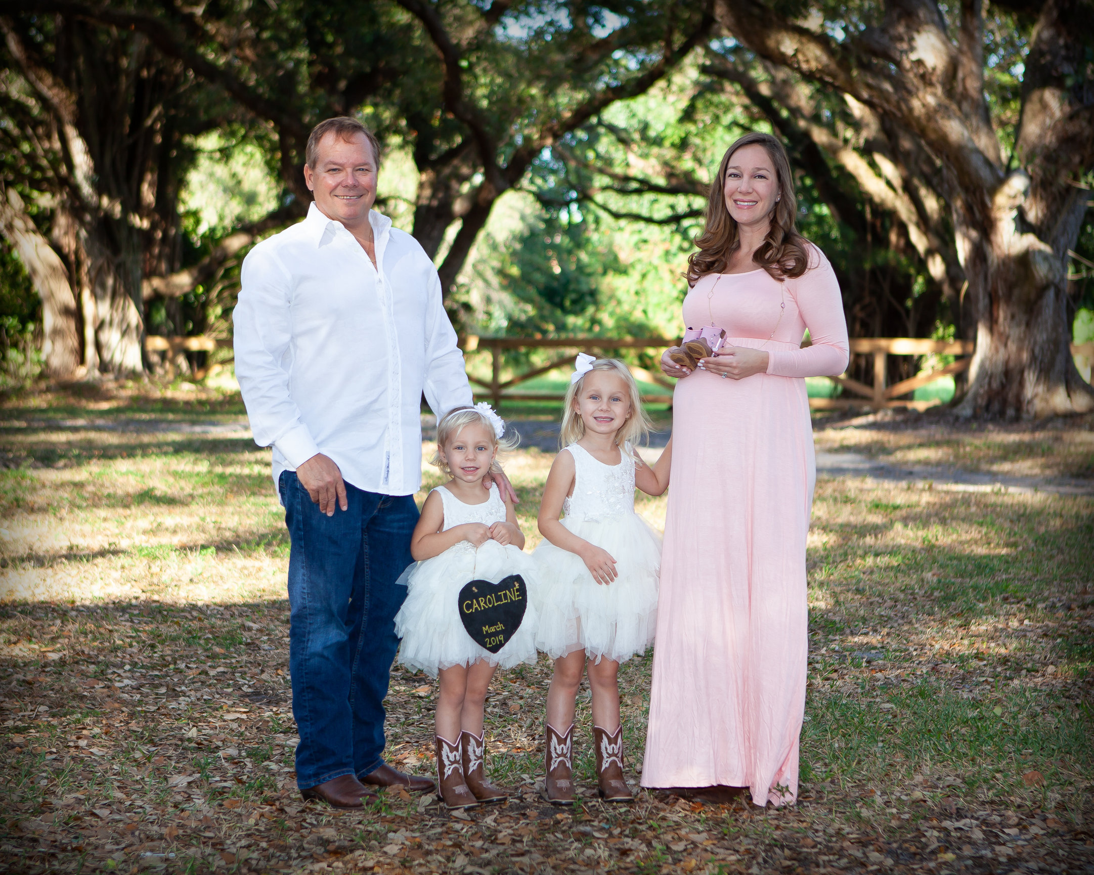 Family Portrait Sessions in the Park - Brett Tyler Studios