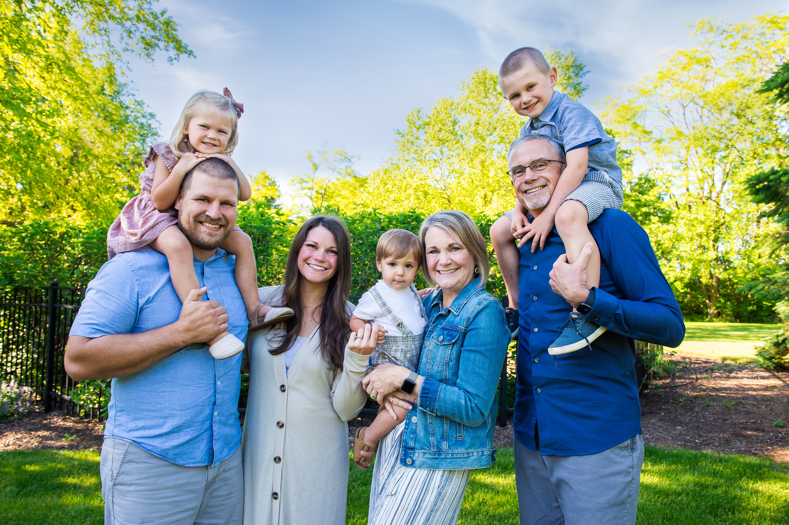 5 TIPS FOR TAKING BEAUTIFUL FAMILY PORTRAITS