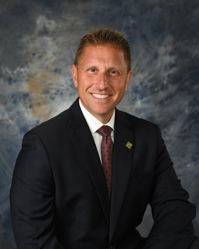 Why Professional Business Portraits Are Essential for Personal Branding ...