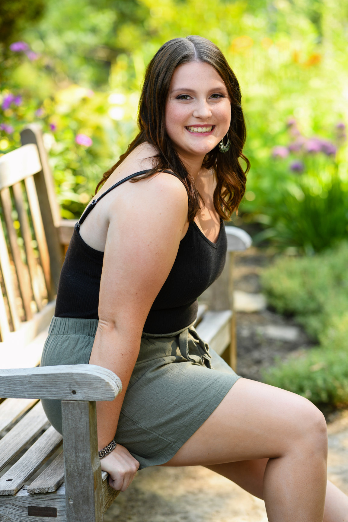 Senior Session in Inniswood Gardens with Beautiful Lizzy